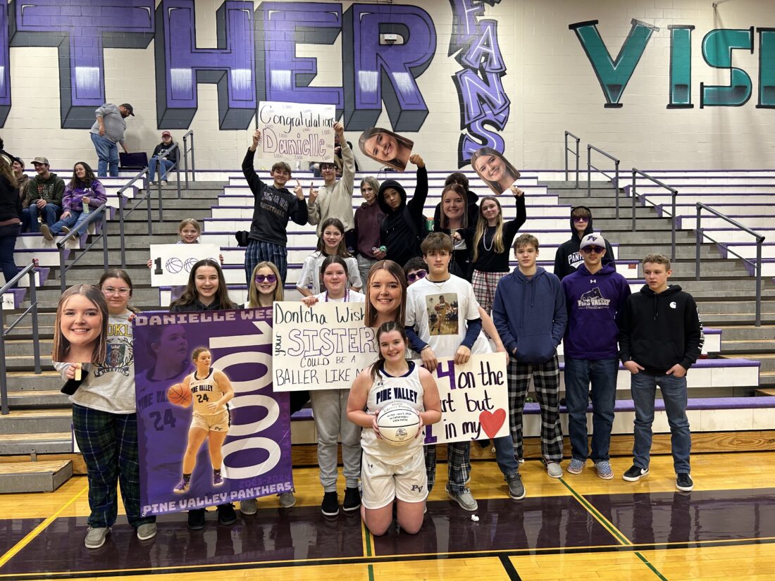 Family finish | News, Sports, Jobs - Observer Today